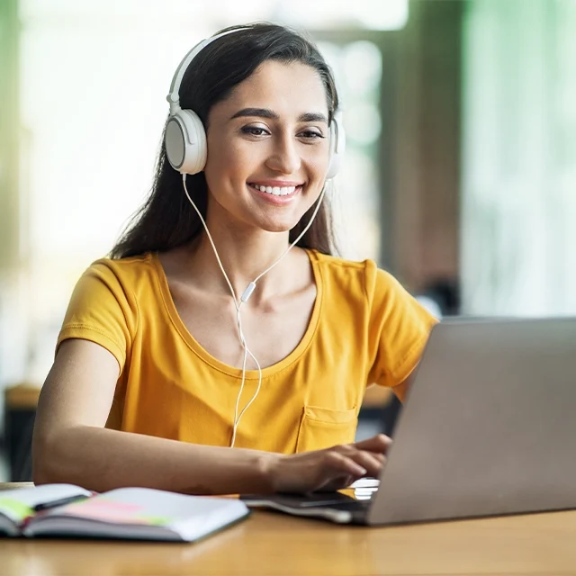 Online Distance Learning at UIS